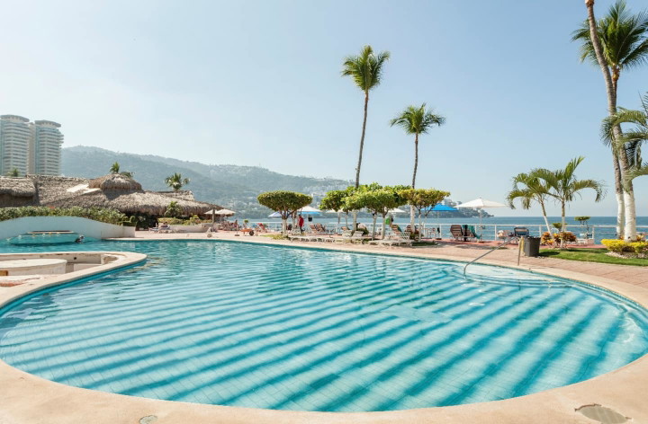 The Best View Of The Bay Right On The Beach - Acapulco