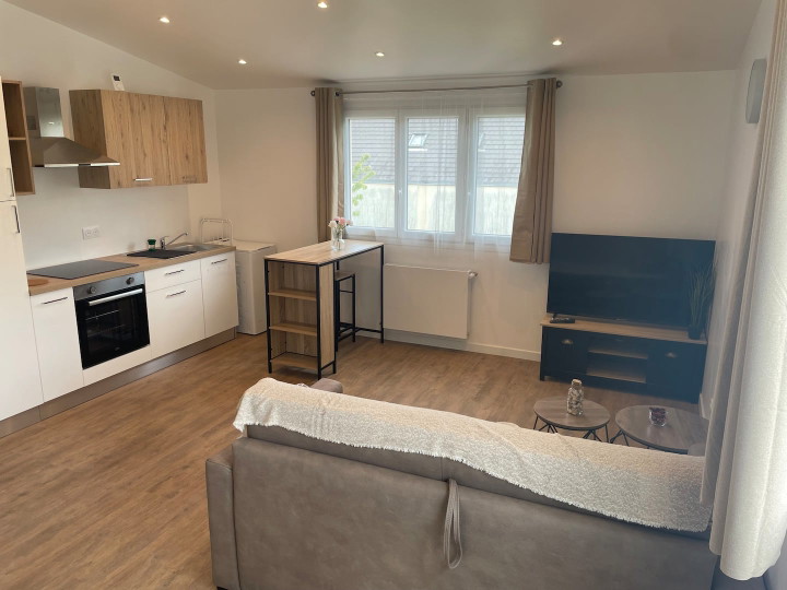 1-bedroom Cancer Accommodation · Cozy 1-bedroom Close To Rer & Tgv - Massy