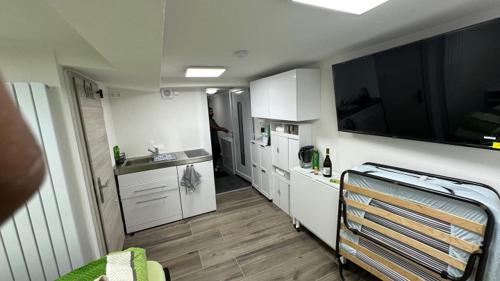 Prabs New Ug Studio Apartment - Leonberg