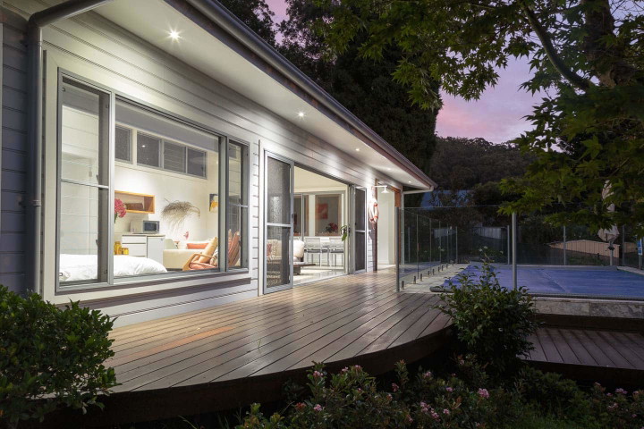 Peninsular Pool House - Central Coast