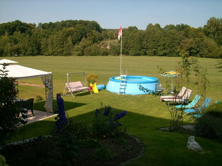Apartment With Large Garden - Hünfeld