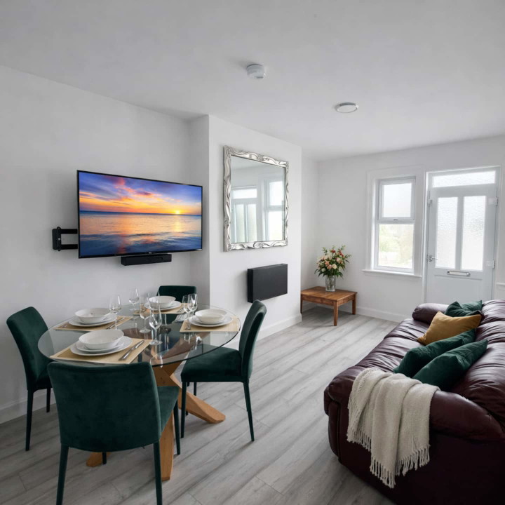 Modern 4br Contractor Stay | Long Stays Welcome - Southampton