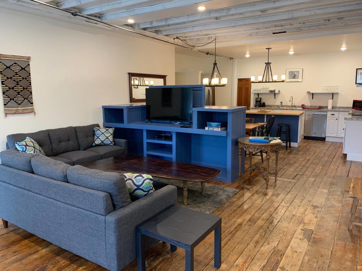 Newly Renovated In-town Bar Harbor, Five Bdrm Apartment. Walk To Shore & Shops. - Maine