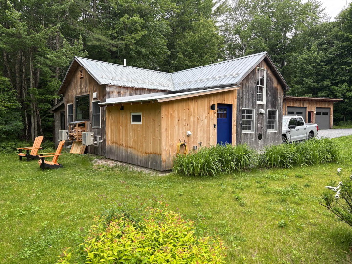 Modern Woodland Escape W Wshr Dryer And Large Yard - Middlebury, VT