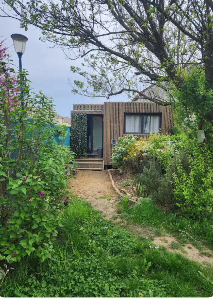 Une Maison Indépendant Et Privée(type Studio) - Cergy