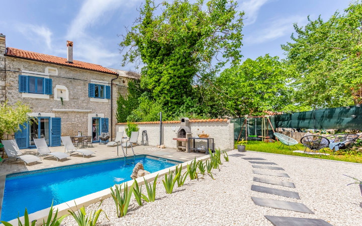 Casa Leona Istriana Avec Piscine Et Bain à Remous - Croatie