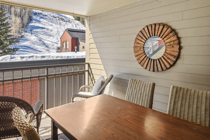 Cozy Alpine Retreat | 2br At Lift 7 | Ski-in/ski-out + Hot Tubs - Telluride, CO