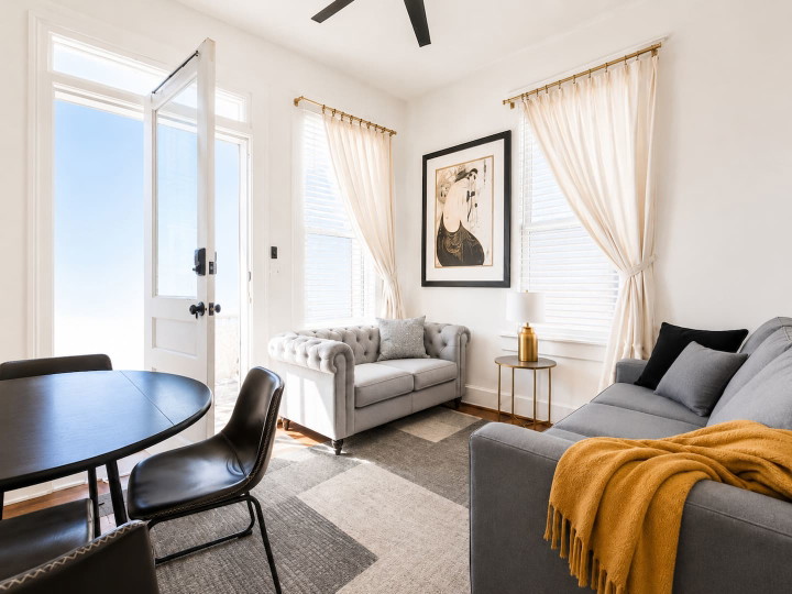 Forsyth Park Victorian Apt Private Parking / Deck - Savannah, GA
