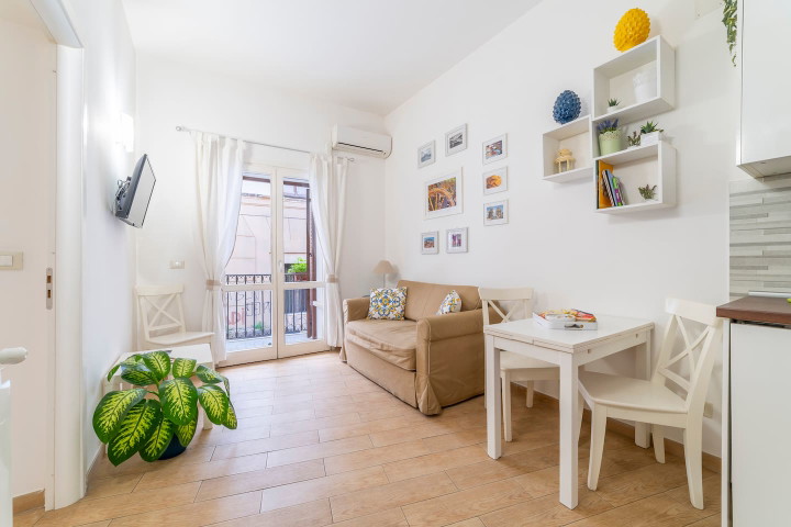 Modern Apartment With Balcony Near Cala Harbor - Palermo