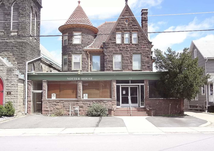 Nh4: Timeless Elegance 1 Br Haven In Historic Home - Elk County, PA