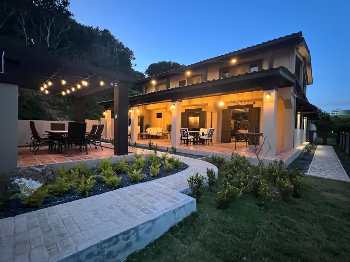 Views*cooltemps* Generator*1500 Gallon Water Tank* - Cayey