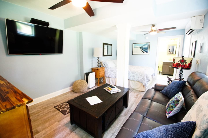 Studio Apartment For Two, Perfect Couples Getaway. - Kitty Hawk, NC