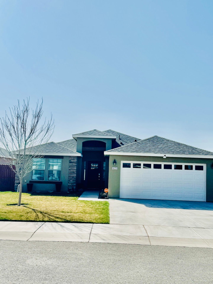 Modern Chíc In The Desert (3 Bed, 2 Bath, Garage) - Hobbs, NM