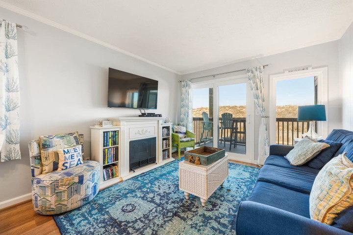 Nags Head! Two Bedroom, Oceanfront Condo - Nags Head, NC