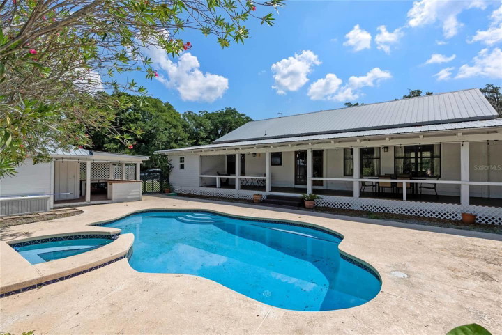 Mother-in-law Suite. Separate Unit, Shared Wall. - Apopka, FL
