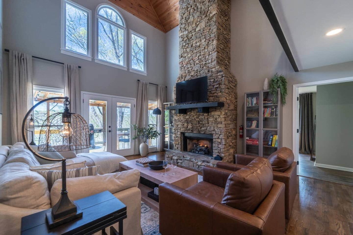 Chic Mntn Getaway *Hot Tub *Games *Views - Dahlonega, GA