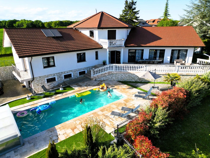 Villa 5*, 15 Personnes, Piscine à 20 Min De Genève - Gaillard