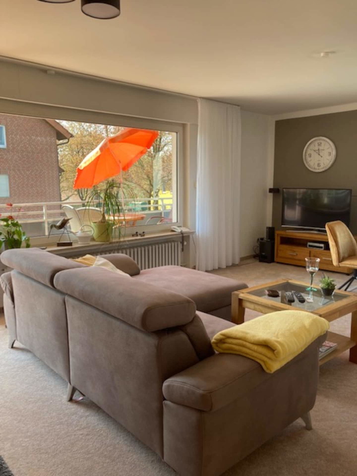 Beautiful Bright Apartment (92 Square Meters) With 2 Balconies - Germany