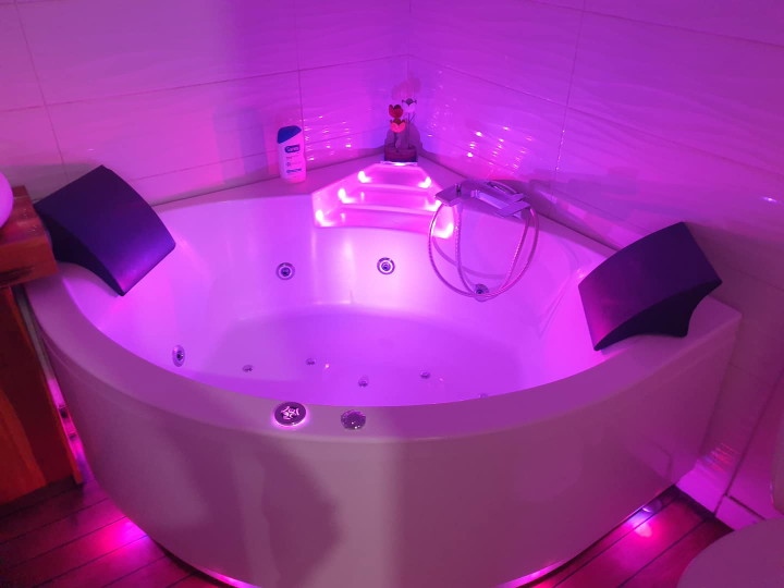 Annecy Cocooning Entire Log Cabin With Jacuzzi - 50 M From The Lake - Haute-Savoie