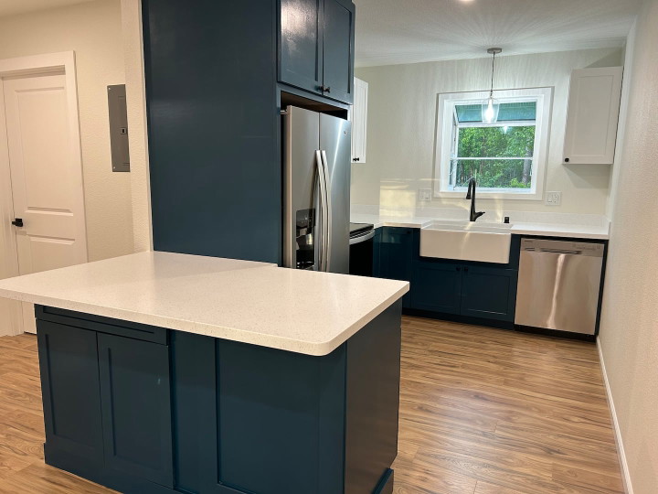 Alaska Duplex In Private Setting - Alaska