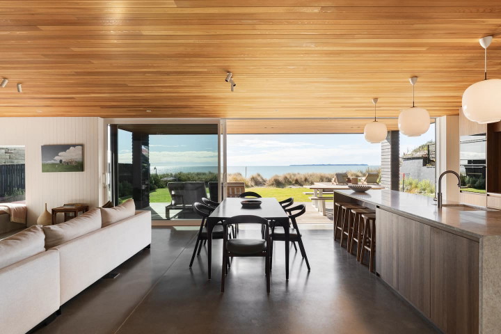 The Headland By Beyonder | Absolute Beachfront - Papamoa