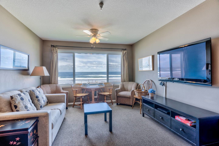 Beachfront Suite - Pool And Sauna - Top Floor - Sl - Oregon
