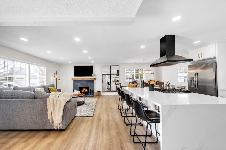 Relaxing 3 Bedroom Home 15 Min From Ont Airport - Upland, CA
