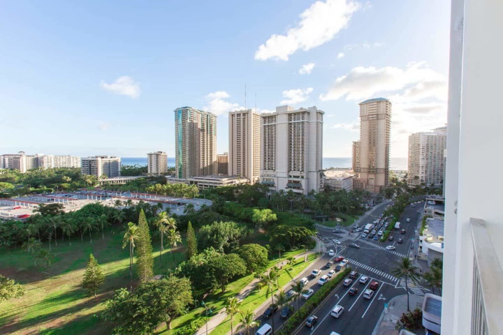 Waikiki Beach Studio Panoramic Views - Honolulu, HI