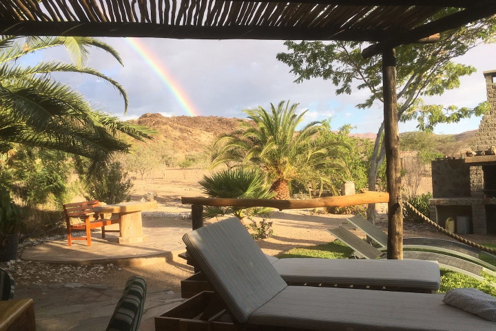 Okambishi's Rest - Lovely 1-bedroom Vacation Home - 納米比亞