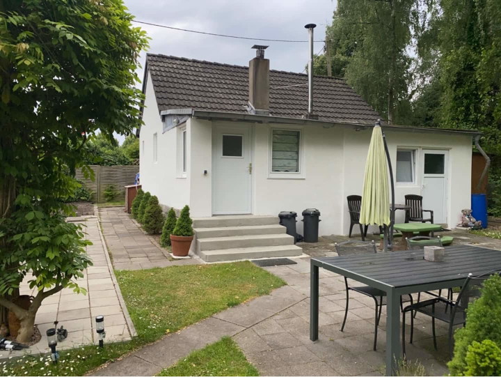 Maison D'été Magnifique Avec Jardin - Essen, Allemagne