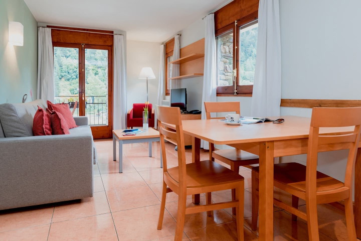 Pierre&vacances - 4 Person Apartment - 1 Bedroom - Andorra la Vella