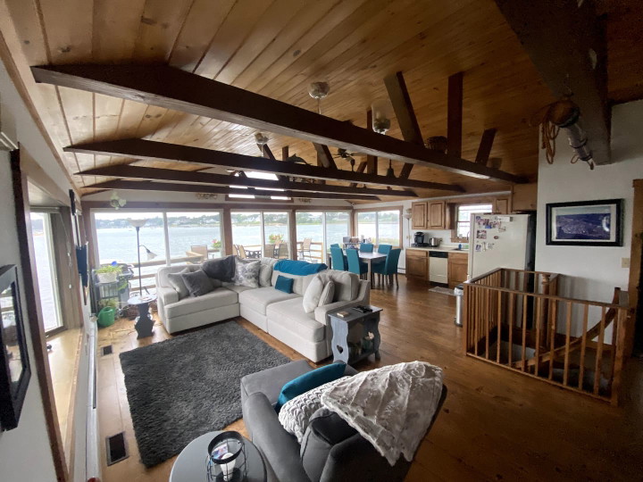 Relax By The Sea, Cozy 2 Bedroom Home - Wareham, MA