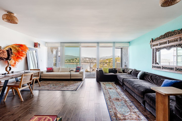 Beautiful View And Brand New Modern Interior. - Sausalito, CA