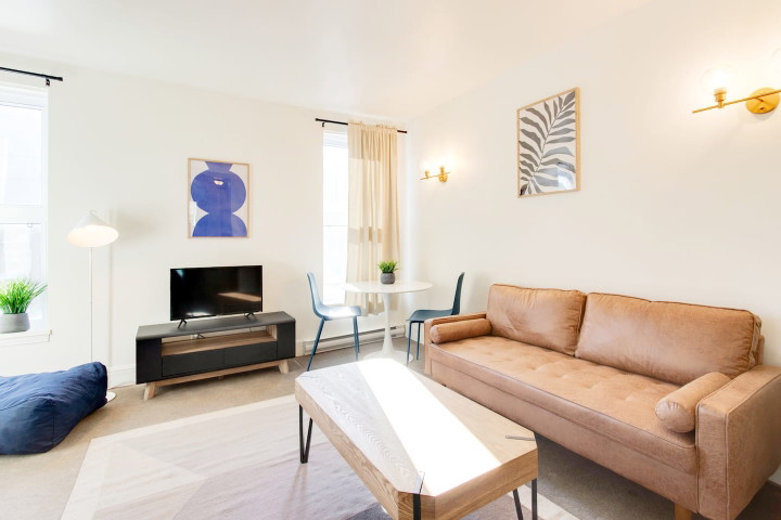 Grand Suite W/bathtub | Heart Of Montreal's Scene - Montreal