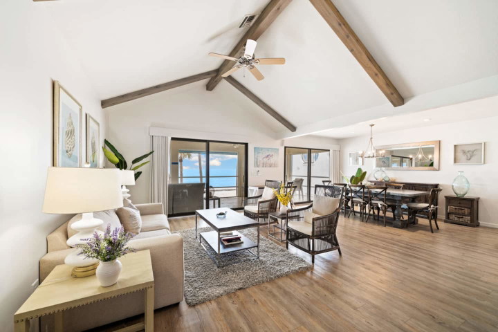 Dreamy Beach Bungalow With Direct Beach Access - Bonita Springs, FL