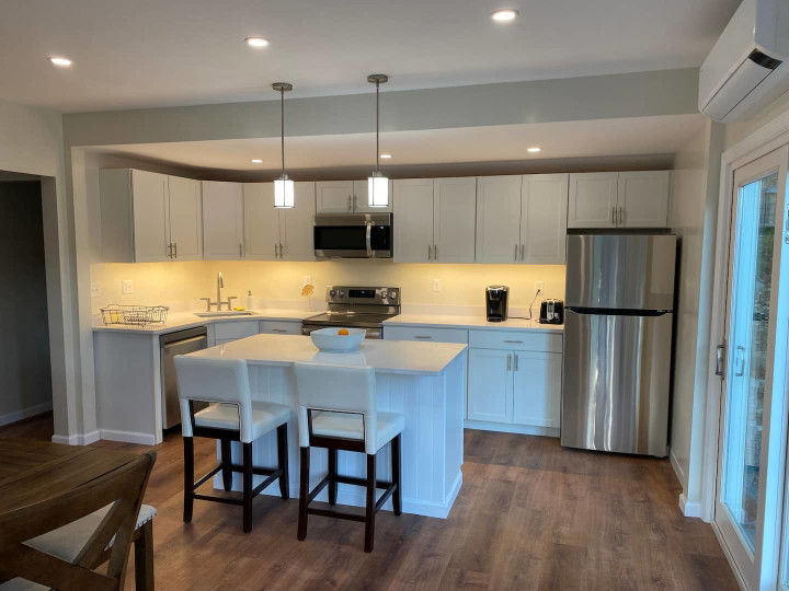 Bright 3-bdrm Stunning House - Lake/river/hiking - Corinth, NY