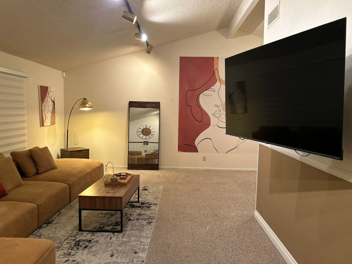 Escape 2 Paradise In Sin City W/pool! - Las Vegas Strip, NV