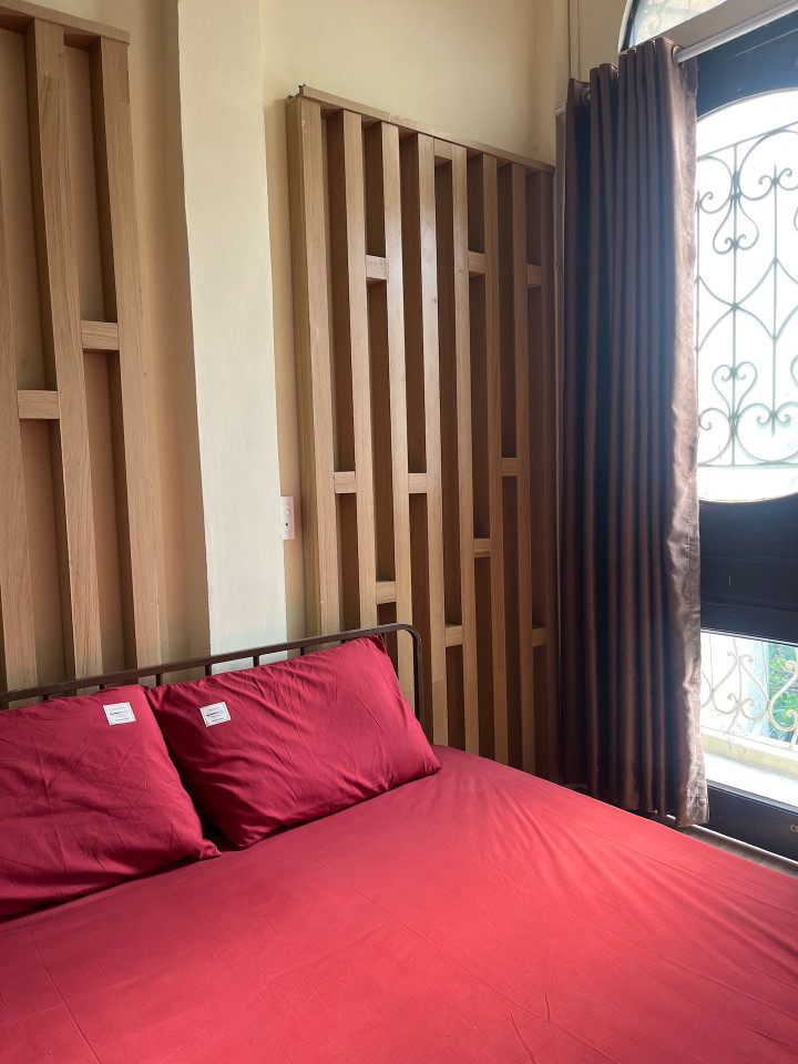 Studio/ Old St/small Balcony/viaduct View - China