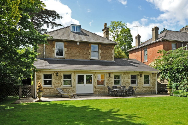 Large Victorian Town House. Pets Welcome. Great For Families Or House Parties - Chippenham
