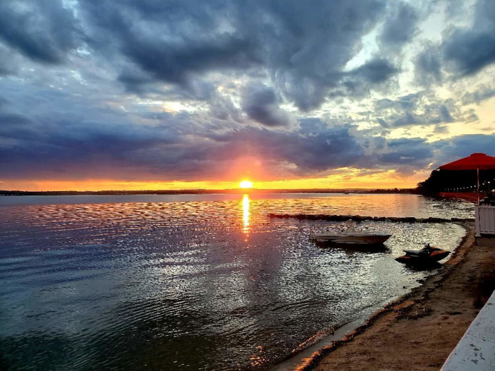 Beach Haven - Waterfront, Near Yale, Sunsets - Branford, CT