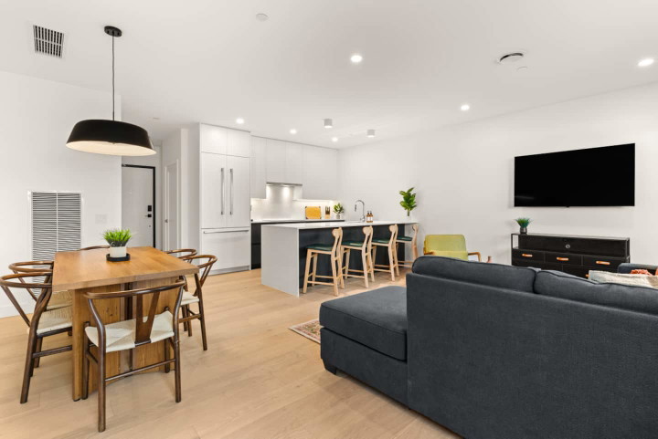 Greeley Bowl Escape - 3 Bedroom | Private Hot Tub - Revelstoke