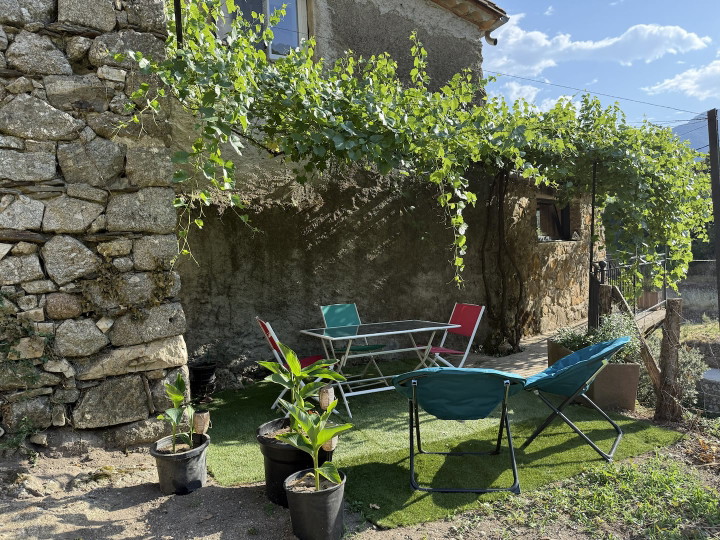 La Maison De Jade, Gîte Avec Piscine - Valleraugue
