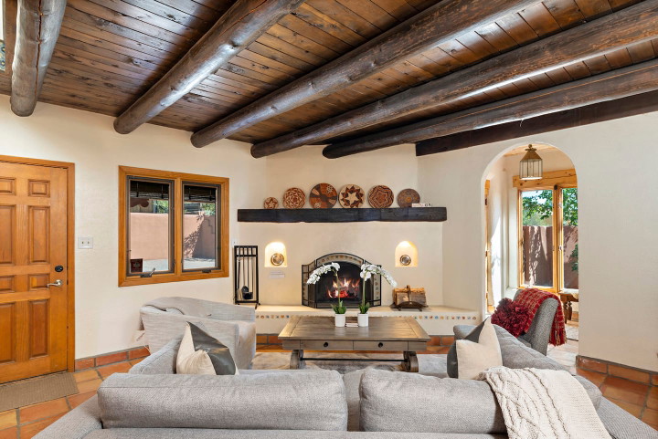 Large Santa Fe Home With Mountain And Sunset Views - Santa Fe, NM