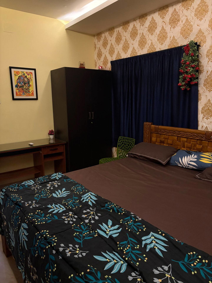 Templeview Retreat+2bhk+2ac+free Cover Car Parking - Puri