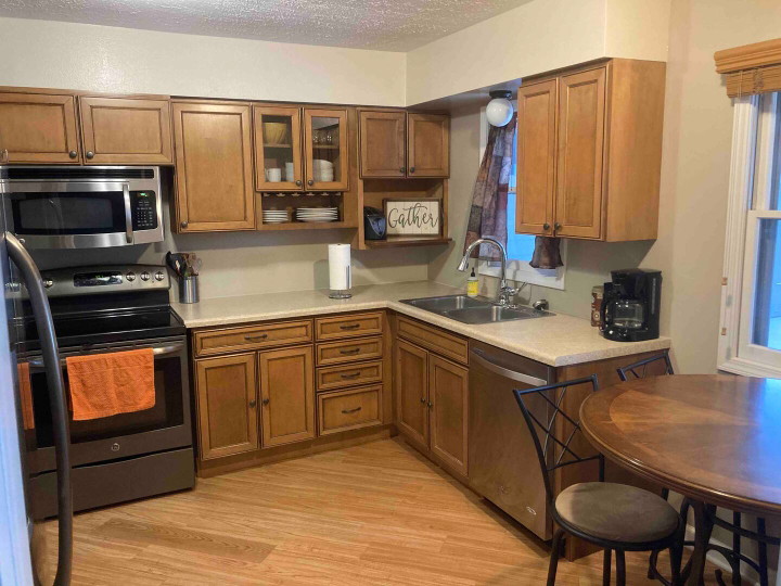 3 Bed/2 Bath: Quiet Neighborhood, No Cleaning Fee* - Grand Island, NE