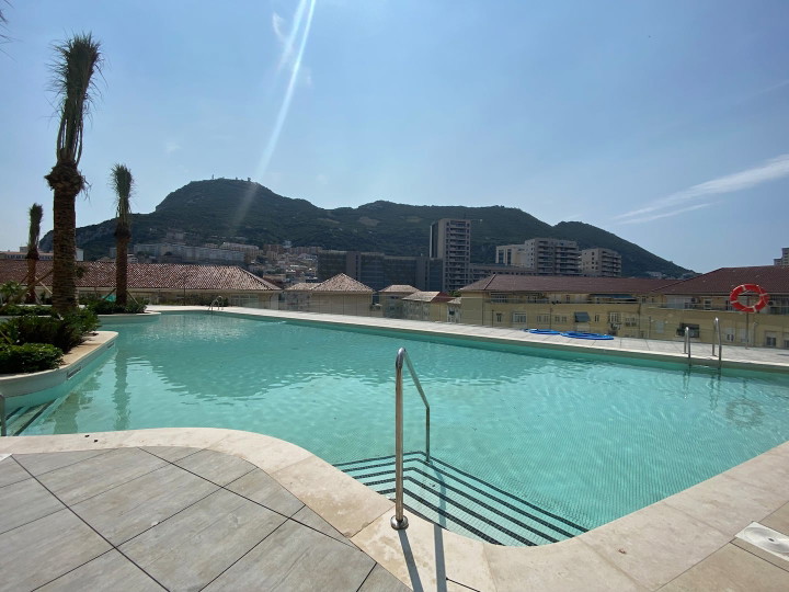 Elegant Eurocity Studio With Panoramic Views - Gibraltar