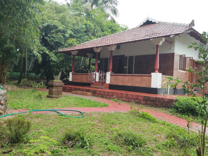 Priyam Butterfly Garden Stay - Thrissur