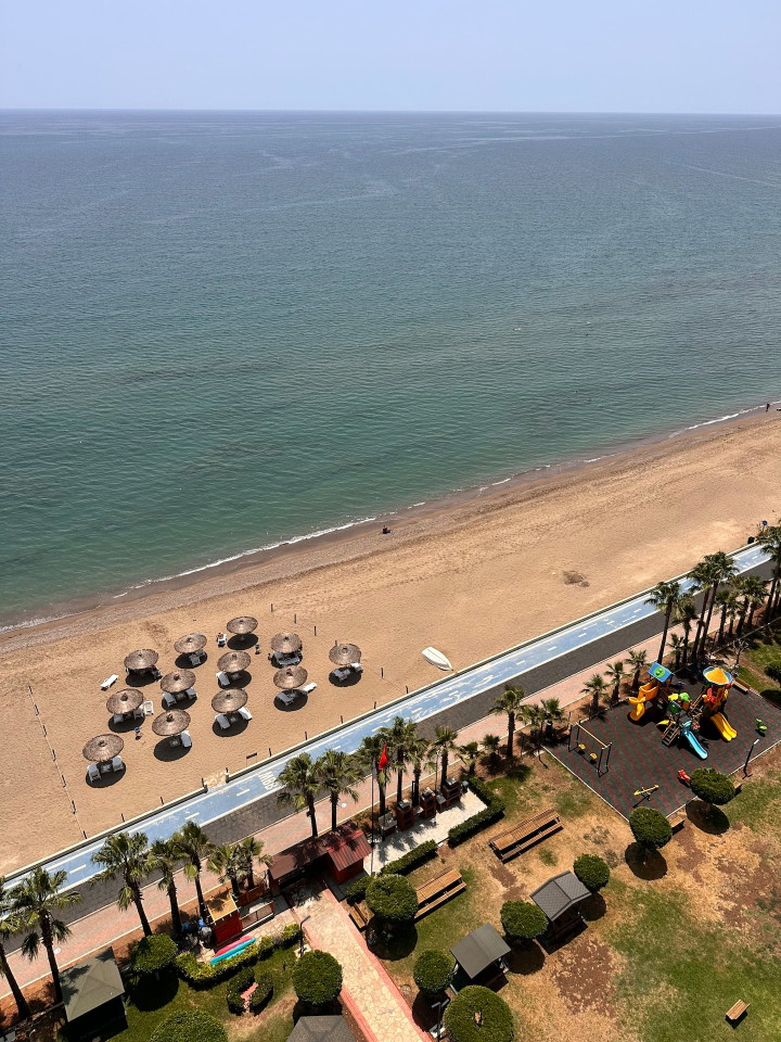 Mezitli Beach | Sea View  Spacious Apartment - Mersin