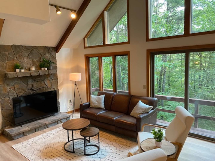 Classic Lodge With Lake And Mountain Access! - Gilford, NH
