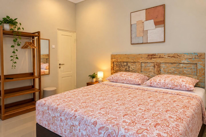 Ijen Haus: Spacious Room, Kingbed & Private Garden - Banyuwangi